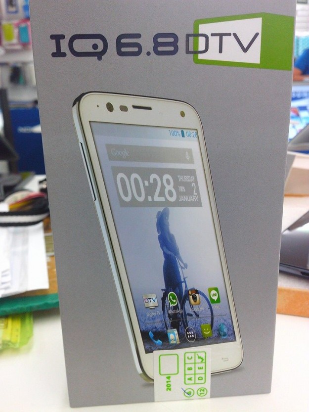 I-Mobile IQ 6.8 DTV จอ5.5 HD ROM 16GB เพิ่มเมมได้ 32GB ราคา 7,690 บาทมาแล้ว